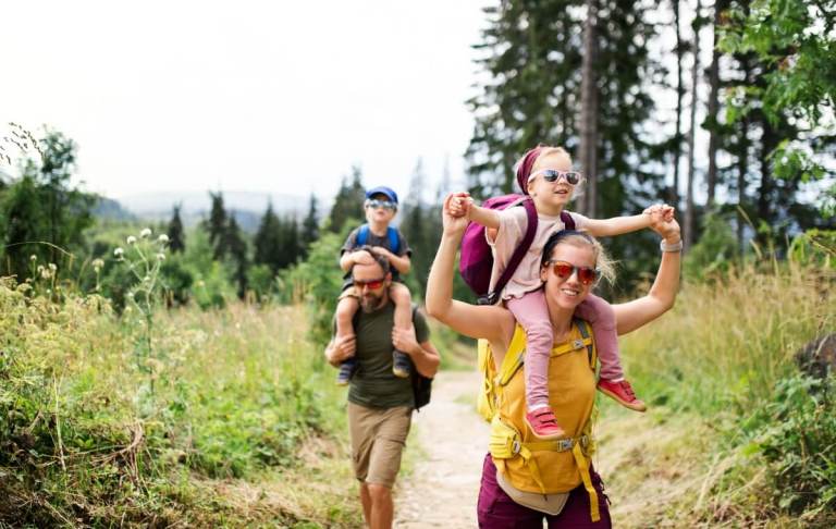 8 Outdoor Activities for Families (with a Fun Summer Twist!)